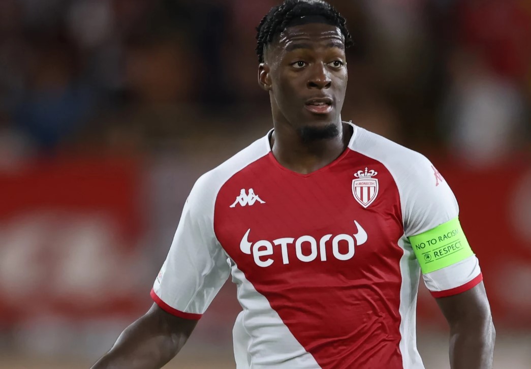 Manchester United har hatt møte med spilleren som bekrefter Harry ...